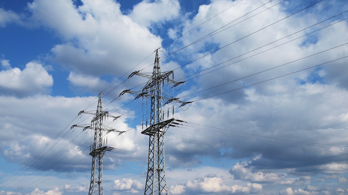 Welt der Physik: Gleichstromtrassen für deutsches Stromnetz