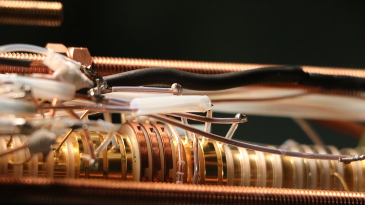 Welt der Physik: Hadronen